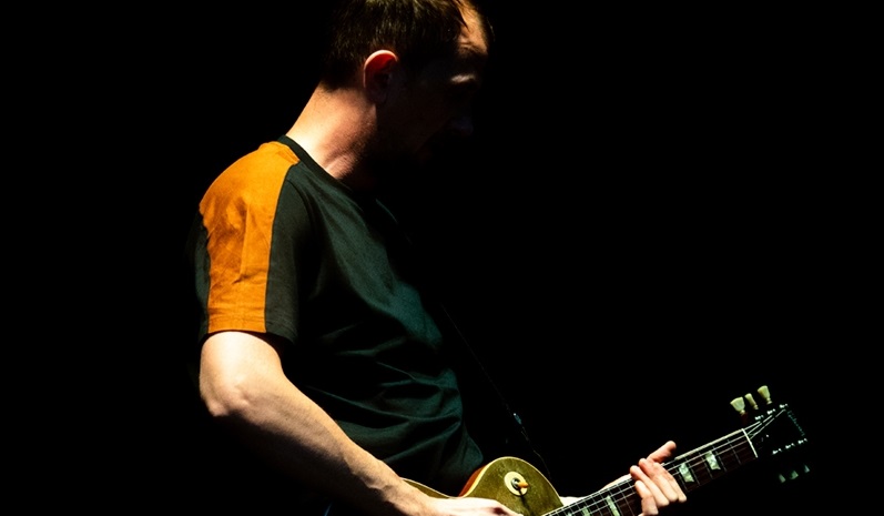 News : Adam Nutter s'affranchit de The Music pour un album solo - Sound ...